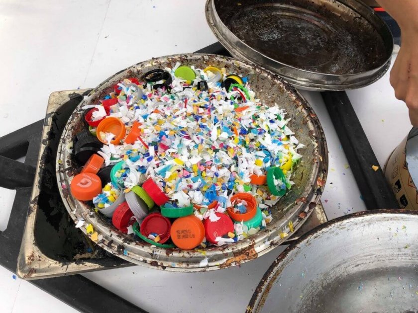 Precious Plastic at FabCafe Bangkok: Plastic waste as a new source for ...